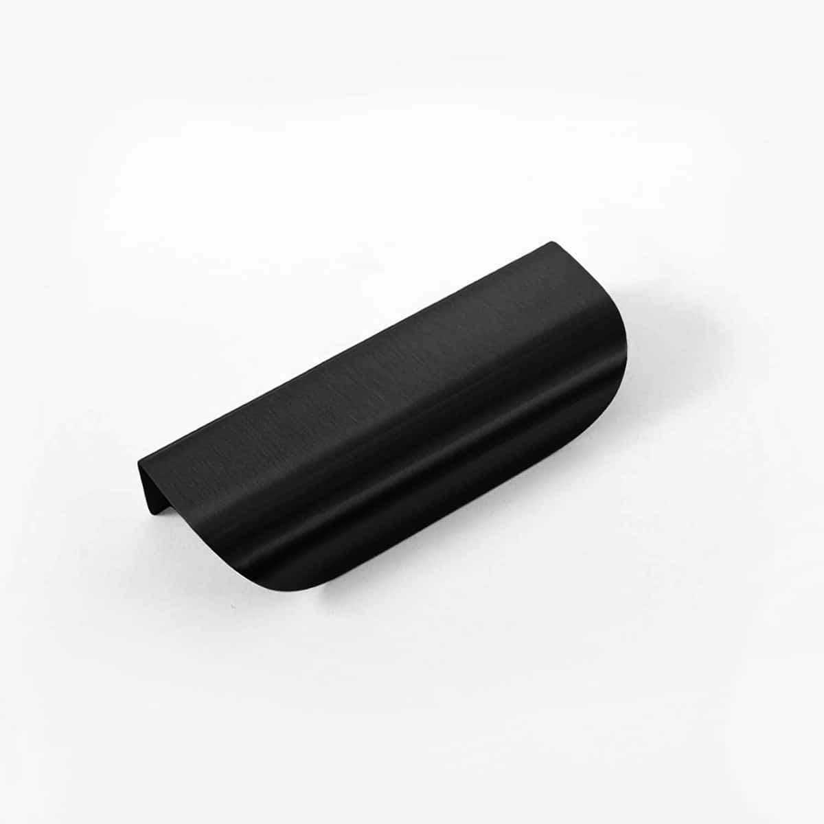 Delos - Curved Matte Black Brass Pull - Handle | Do.Up